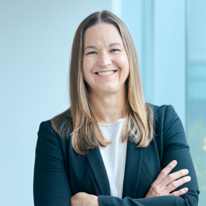 Kate Varde Women of Influence Award | Top Multifamily Brokers